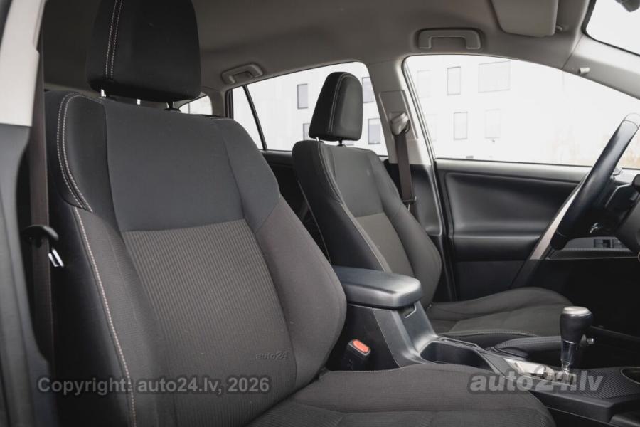 Brūns Toyota RAV4 2015 Tartu, ar dzinēja tilpumu 2.00 L un nobraukumu 159 tūkst. km par 11999 €, foto 11 vietnē AUTOMOTO.COM.LV