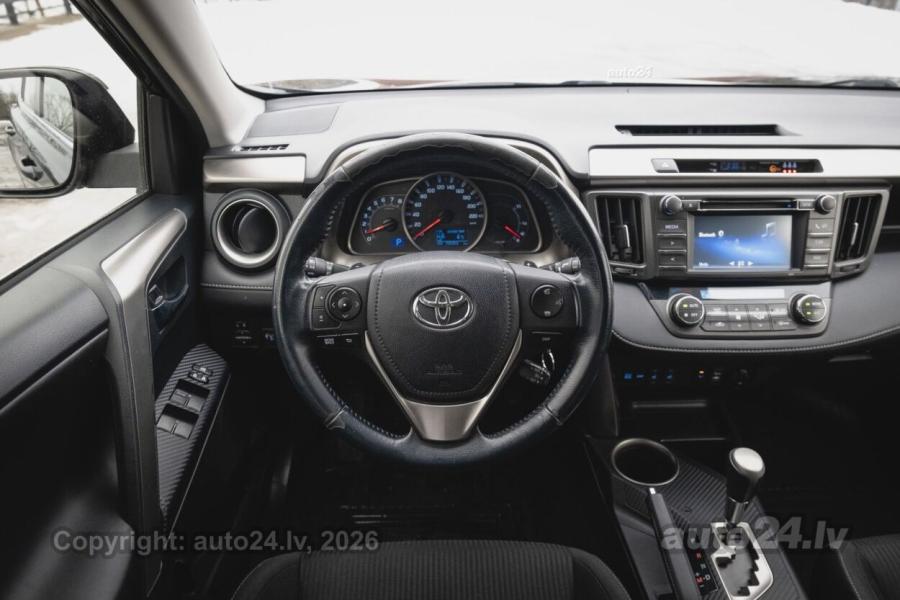 Brūns Toyota RAV4 2015 Tartu, ar dzinēja tilpumu 2.00 L un nobraukumu 159 tūkst. km par 11999 €, foto 14 vietnē AUTOMOTO.COM.LV