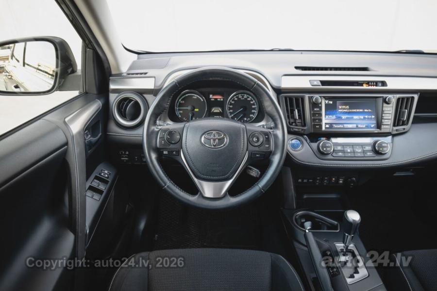 Brūns Toyota RAV4 2017 Tartu, ar dzinēja tilpumu 2.50 L un nobraukumu 195 tūkst. km par 14499 €, foto 12 vietnē AUTOMOTO.COM.LV