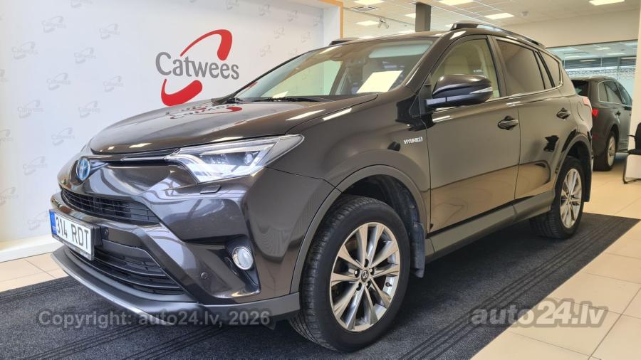 Brown Toyota RAV4 2017 in Tartu, with an engine capacity of 2.50 L and mileage of 143 thousand km for 18900 €, photo 1 on AUTOMOTO.COM.LV