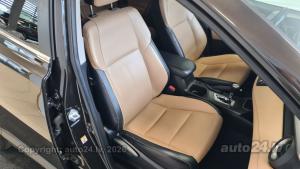 Brown Toyota RAV4 2017 in Tartu, with an engine capacity of 2.50 L and mileage of 143 thousand km for 18900 €, photo 9 on AUTOMOTO.COM.LV