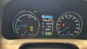 Brown Toyota RAV4 2017 in Tartu, with an engine capacity of 2.50 L and mileage of 143 thousand km for 18900 €, photo 12 on AUTOMOTO.COM.LV