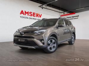 Brown Toyota RAV4 2017 in Tallinn, with an engine capacity of 2.00 L and mileage of 164 thousand km for 16990 €, photo  on AUTOMOTO.COM.LV
