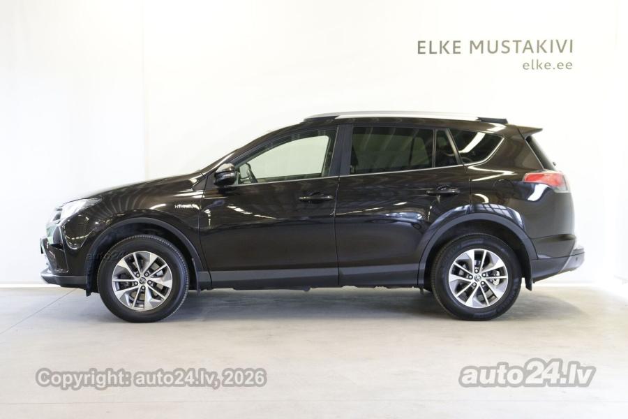 Brūns Toyota RAV4 2018 Tallina, ar dzinēja tilpumu 2.49 L un nobraukumu 170 tūkst. km par 16900 €, foto 4 vietnē AUTOMOTO.COM.LV