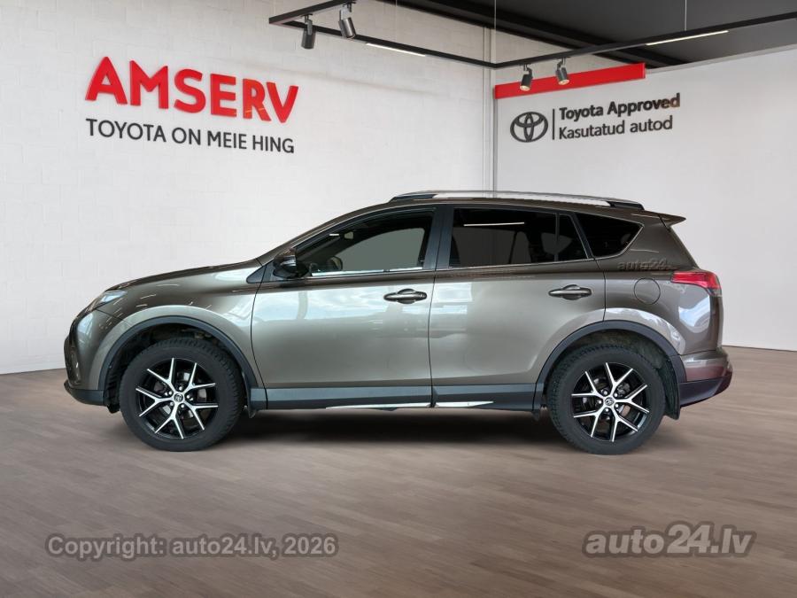 Brūns Toyota RAV4 2018 Pērnava, ar dzinēja tilpumu 2.00 L un nobraukumu 119 tūkst. km par 18300 €, foto 4 vietnē AUTOMOTO.COM.LV