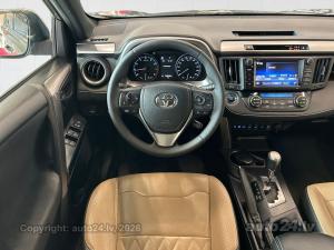 Brūns Toyota RAV4 2018 Pērnava, ar dzinēja tilpumu 2.00 L un nobraukumu 119 tūkst. km par 18300 €, foto 10 vietnē AUTOMOTO.COM.LV