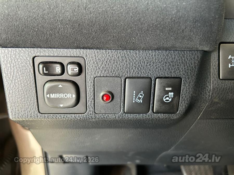 Brūns Toyota RAV4 2018 Pērnava, ar dzinēja tilpumu 2.00 L un nobraukumu 119 tūkst. km par 18300 €, foto 17 vietnē AUTOMOTO.COM.LV