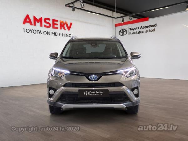 Brown Toyota RAV4 2018 in Tallinn, with an engine capacity of 2.50 L and mileage of 164 thousand km for 17490 €, photo 6 on AUTOMOTO.COM.LV