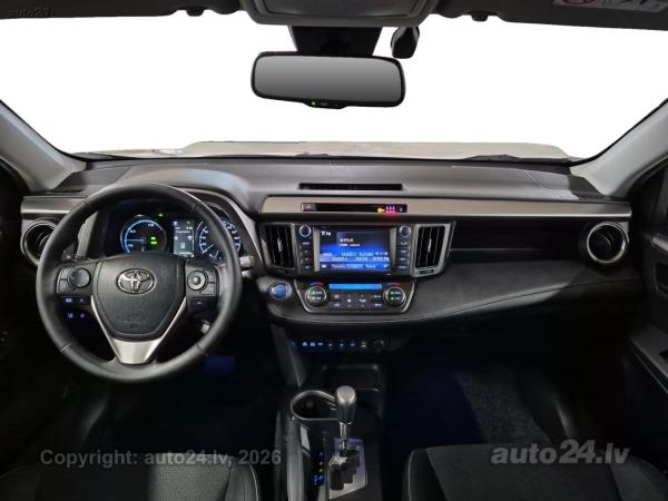 Brown Toyota RAV4 2018 in Tallinn, with an engine capacity of 2.50 L and mileage of 164 thousand km for 17490 €, photo 9 on AUTOMOTO.COM.LV