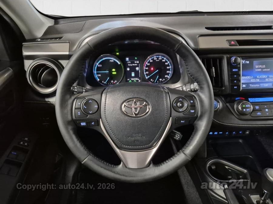 Brūns Toyota RAV4 2018 Tallina, ar dzinēja tilpumu 2.50 L un nobraukumu 164 tūkst. km par 17490 €, foto 13 vietnē AUTOMOTO.COM.LV