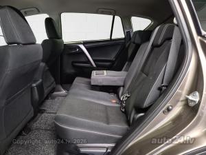 Brūns Toyota RAV4 2018 Tallina, ar dzinēja tilpumu 2.50 L un nobraukumu 164 tūkst. km par 17490 €, foto 19 vietnē AUTOMOTO.COM.LV