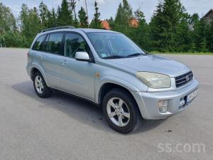 Toyota RAV4 2001 in Madona, with an engine capacity of 2.00 L and mileage of 423 thousand km for 3300 €, photo 6 on AUTOMOTO.COM.LV