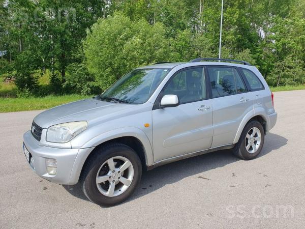 Toyota RAV4 2001 Madona, ar dzinēja tilpumu 2.00 L un nobraukumu 423 tūkst. km par 3300 €, foto 9 vietnē AUTOMOTO.COM.LV