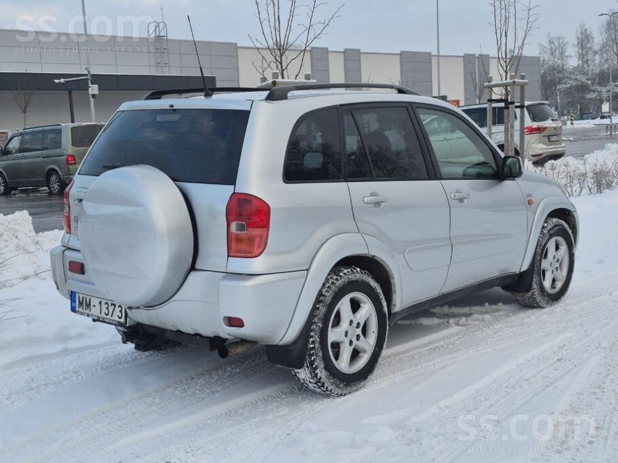 Toyota RAV4 2002 Rīga, ar dzinēja tilpumu 2.00 L un nobraukumu 0 tūkst. km par 2150 €, foto 6 vietnē AUTOMOTO.COM.LV