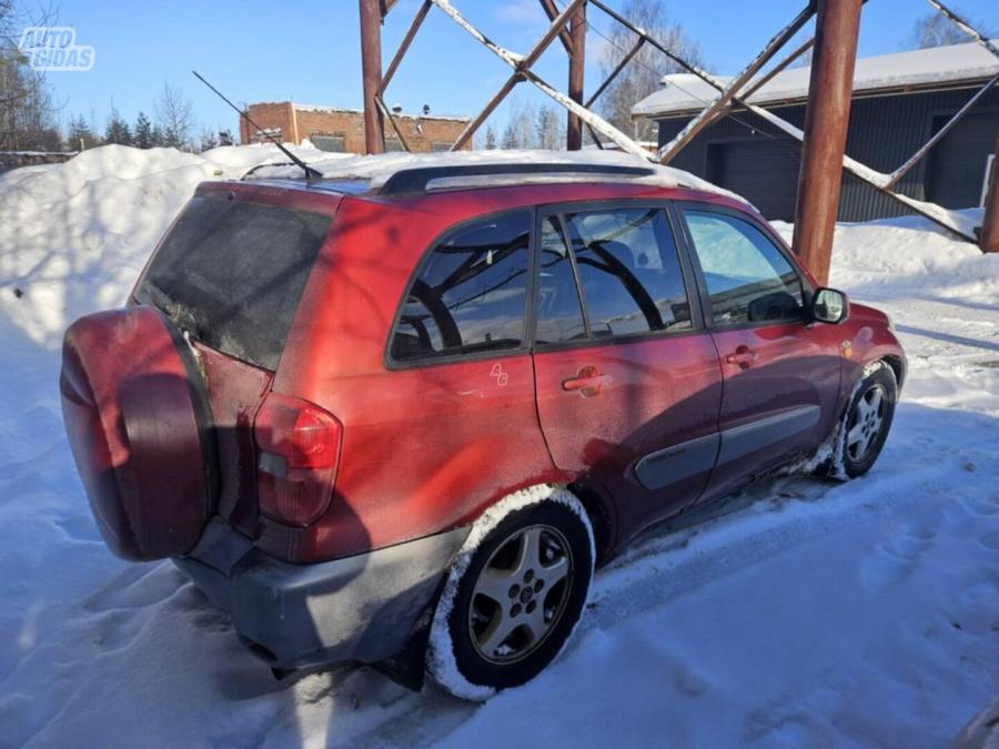 Toyota RAV4 2002 in Ignalina, with an engine capacity of 2.00 L and mileage of 282 thousand km for 1450 €, photo 1 on AUTOMOTO.COM.LV