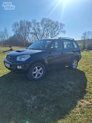 Toyota RAV4 2002 in Elektrenai, with an engine capacity of 2.00 L and mileage of 429 thousand km for 2100 €, photo 5 on AUTOMOTO.COM.LV