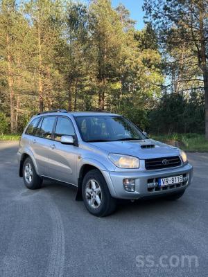 Toyota RAV4 2002 in Riga, with an engine capacity of 2.00 L and mileage of 360 thousand km for 1950 €, photo  on AUTOMOTO.COM.LV