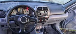 Toyota RAV4 2002 in Daugavpils, with an engine capacity of 2.00 L and mileage of 369 thousand km for 2450 €, photo 9 on AUTOMOTO.COM.LV