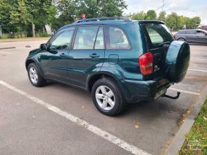 Toyota RAV4 2002 Marijampole, ar dzinēja tilpumu 2.00 L un nobraukumu 245 tūkst. km par 1889 €, foto  vietnē AUTOMOTO.COM.LV