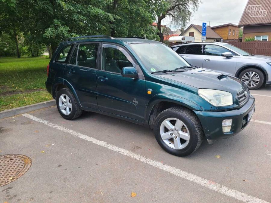 Toyota RAV4 2002 in Marijampole, with an engine capacity of 2.00 L and mileage of 245 thousand km for 1889 €, photo 5 on AUTOMOTO.COM.LV