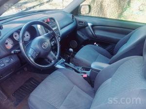 Toyota RAV4 2003 Rīga, ar dzinēja tilpumu 2.00 L un nobraukumu 214 tūkst. km par 1900 €, foto 7 vietnē AUTOMOTO.COM.LV