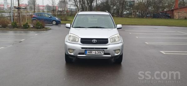 Toyota RAV4 2003 Rīga, ar dzinēja tilpumu 2.00 L un nobraukumu 265 tūkst. km par 3000 €, foto 2 vietnē AUTOMOTO.COM.LV