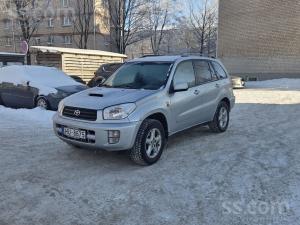 Toyota RAV4 2003 Rēzekne, ar dzinēja tilpumu 2.00 L un nobraukumu 0 tūkst. km par 2000 €, foto  vietnē AUTOMOTO.COM.LV