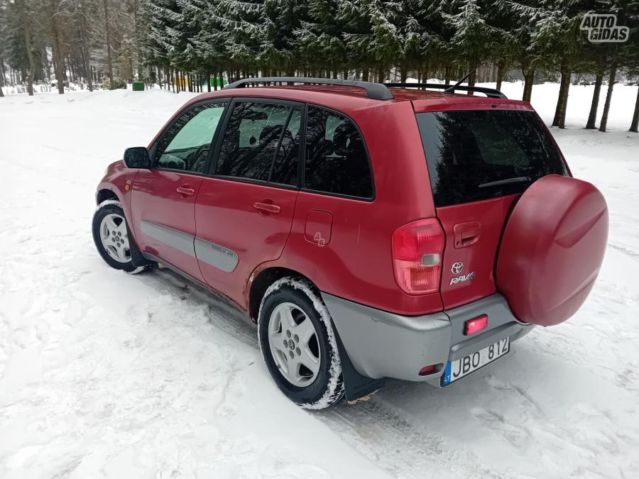 Toyota RAV4 2003 in Vilnius, with an engine capacity of 2.00 L and mileage of 287 thousand km for 1450 €, photo 1 on AUTOMOTO.COM.LV