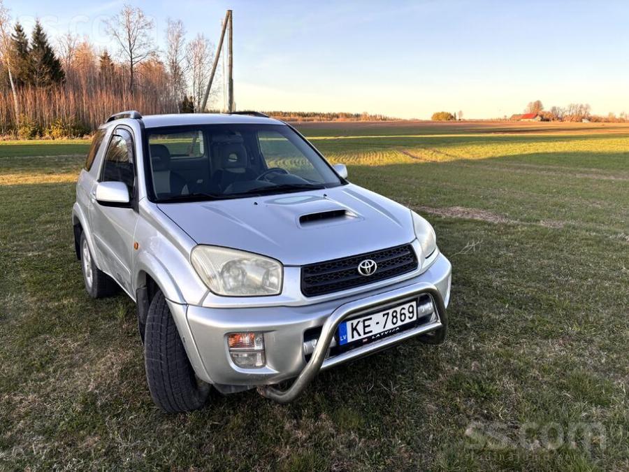 Тойота РАВ 4 2003 в Валка, объемом двигателя 2.00 л и пробегом 357 тыс. км за 2600 €, фото 1 на AUTOMOTO.COM.LV