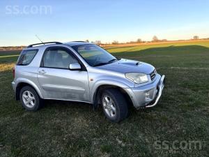 Тойота РАВ 4 2003 в Валка, объемом двигателя 2.00 л и пробегом 357 тыс. км за 2600 €, фото 7 на AUTOMOTO.COM.LV
