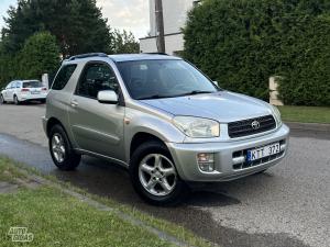 Toyota RAV4 2003 in Vilnius, with an engine capacity of 2.00 L and mileage of 350 thousand km for 2150 €, photo 6 on AUTOMOTO.COM.LV