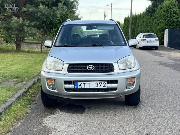 Toyota RAV4 2003 Viļņa, ar dzinēja tilpumu 2.00 L un nobraukumu 350 tūkst. km par 2150 €, foto 6 vietnē AUTOMOTO.COM.LV