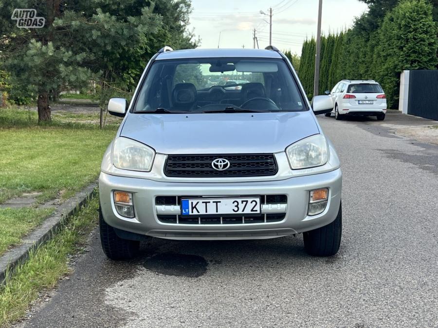 Toyota RAV4 2003 in Vilnius, with an engine capacity of 2.00 L and mileage of 350 thousand km for 2150 €, photo 7 on AUTOMOTO.COM.LV