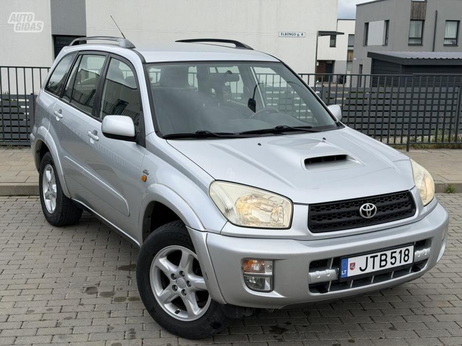 Toyota RAV4 2003 Viļņa, ar dzinēja tilpumu 2.00 L un nobraukumu 275 tūkst. km par 2600 €, foto 3 vietnē AUTOMOTO.COM.LV