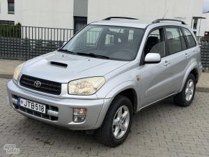 Toyota RAV4 2003 Viļņa, ar dzinēja tilpumu 2.00 L un nobraukumu 275 tūkst. km par 2600 €, foto 4 vietnē AUTOMOTO.COM.LV