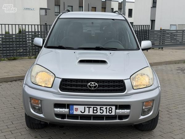 Toyota RAV4 2003 in Vilnius, with an engine capacity of 2.00 L and mileage of 275 thousand km for 2600 €, photo 4 on AUTOMOTO.COM.LV