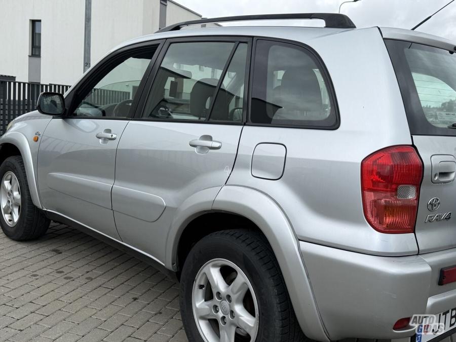 Toyota RAV4 2003 Viļņa, ar dzinēja tilpumu 2.00 L un nobraukumu 275 tūkst. km par 2600 €, foto 13 vietnē AUTOMOTO.COM.LV