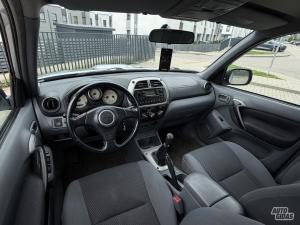 Toyota RAV4 2003 Viļņa, ar dzinēja tilpumu 2.00 L un nobraukumu 275 tūkst. km par 2600 €, foto 17 vietnē AUTOMOTO.COM.LV
