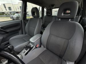 Toyota RAV4 2003 Viļņa, ar dzinēja tilpumu 2.00 L un nobraukumu 275 tūkst. km par 2600 €, foto 21 vietnē AUTOMOTO.COM.LV