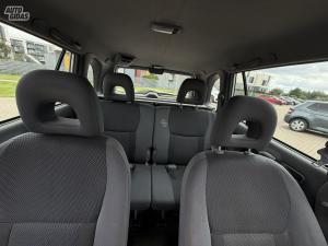 Toyota RAV4 2003 Viļņa, ar dzinēja tilpumu 2.00 L un nobraukumu 275 tūkst. km par 2600 €, foto 22 vietnē AUTOMOTO.COM.LV