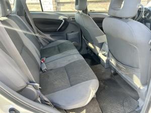 Toyota RAV4 2003 in Vilnius, with an engine capacity of 2.00 L and mileage of 216 thousand km for 1499 €, photo 11 on AUTOMOTO.COM.LV