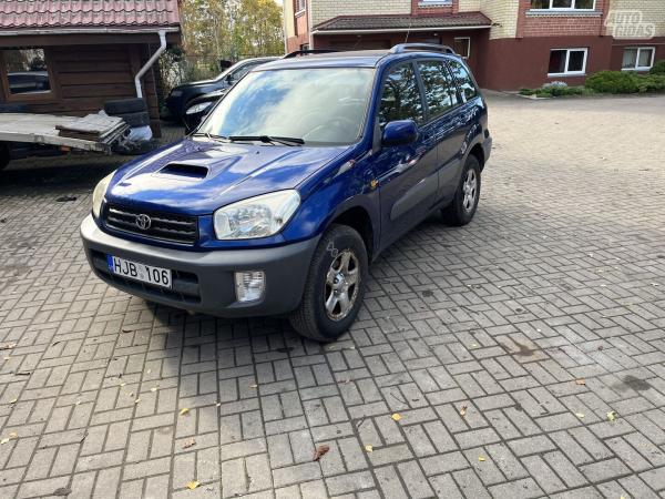 Toyota RAV4 2003 Šauļi vietnē Toyota RAV4 2003 Šauļi, ar dzinēja tilpumu 2.00 L un nobraukumu 262 tūkst. km par 2300 €, foto 1 vietnē AUTOMOTO.COM.LV