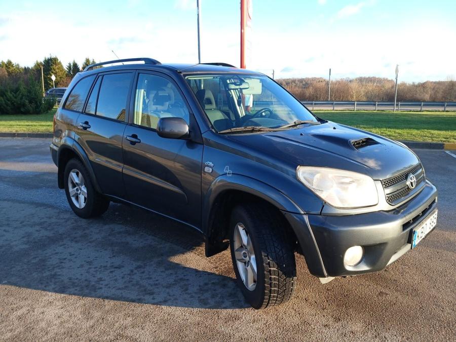 Toyota RAV4 2004 Klaipėda, ar dzinēja tilpumu 2.00 L un nobraukumu 309 tūkst. km par 2400 €, foto 1 vietnē AUTOMOTO.COM.LV