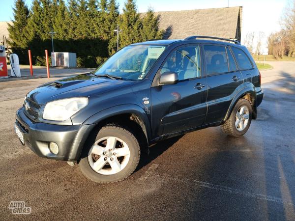 Toyota RAV4 2004 Klaipėda, ar dzinēja tilpumu 2.00 L un nobraukumu 309 tūkst. km par 2400 €, foto 3 vietnē AUTOMOTO.COM.LV