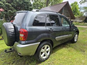 Toyota RAV4 2004 in Vilnius, with an engine capacity of 2.00 L and mileage of 240 thousand km for 4000 €, photo 5 on AUTOMOTO.COM.LV