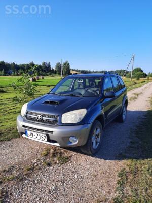 Toyota RAV4 2004 Tukums, ar dzinēja tilpumu 2.00 L un nobraukumu 0 tūkst. km par 1300 €, foto 3 vietnē AUTOMOTO.COM.LV
