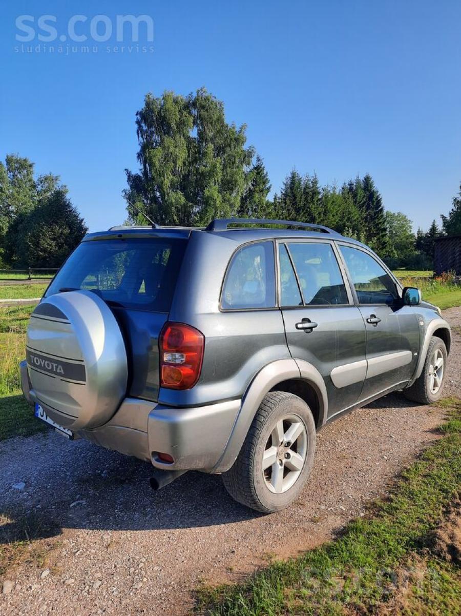 Toyota RAV4 2004 Tukums, ar dzinēja tilpumu 2.00 L un nobraukumu 0 tūkst. km par 1300 €, foto 5 vietnē AUTOMOTO.COM.LV