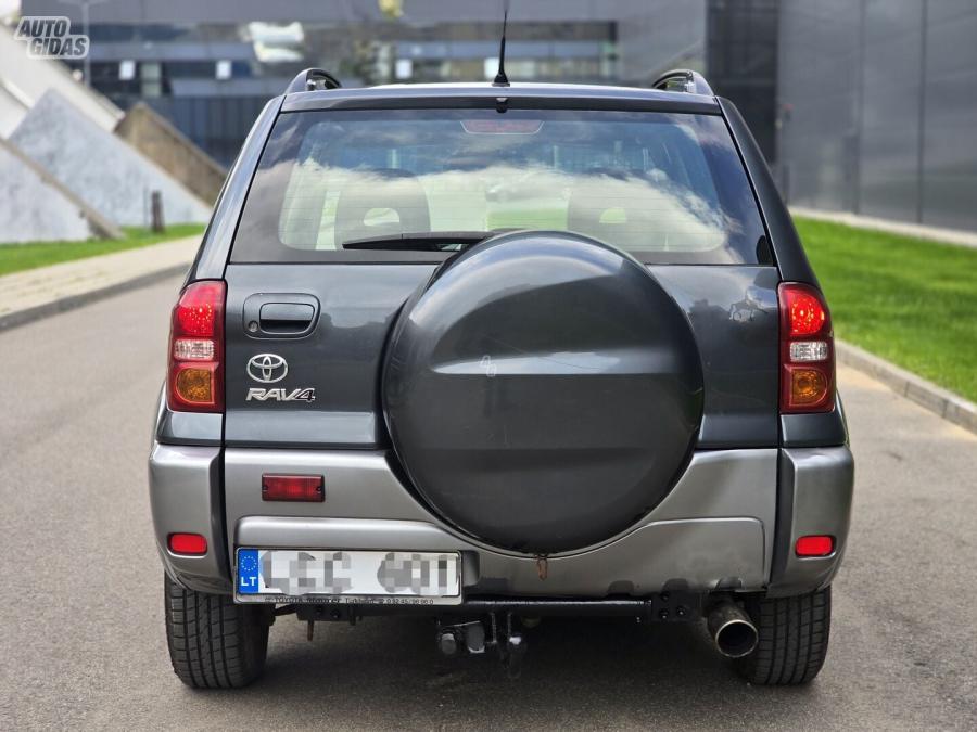 Toyota RAV4 2004 in Vilnius, with an engine capacity of 2.00 L and mileage of 266 thousand km for 2300 €, photo 9 on AUTOMOTO.COM.LV