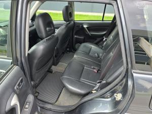 Toyota RAV4 2004 in Vilnius, with an engine capacity of 2.00 L and mileage of 266 thousand km for 2300 €, photo 14 on AUTOMOTO.COM.LV