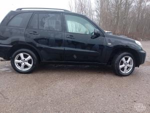 Toyota RAV4 2005 Kauņa, ar dzinēja tilpumu 2.00 L un nobraukumu 402 tūkst. km par 1650 €, foto 8 vietnē AUTOMOTO.COM.LV